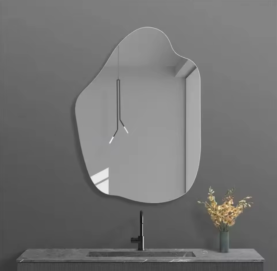 Irregular Mirror – Roca Nord